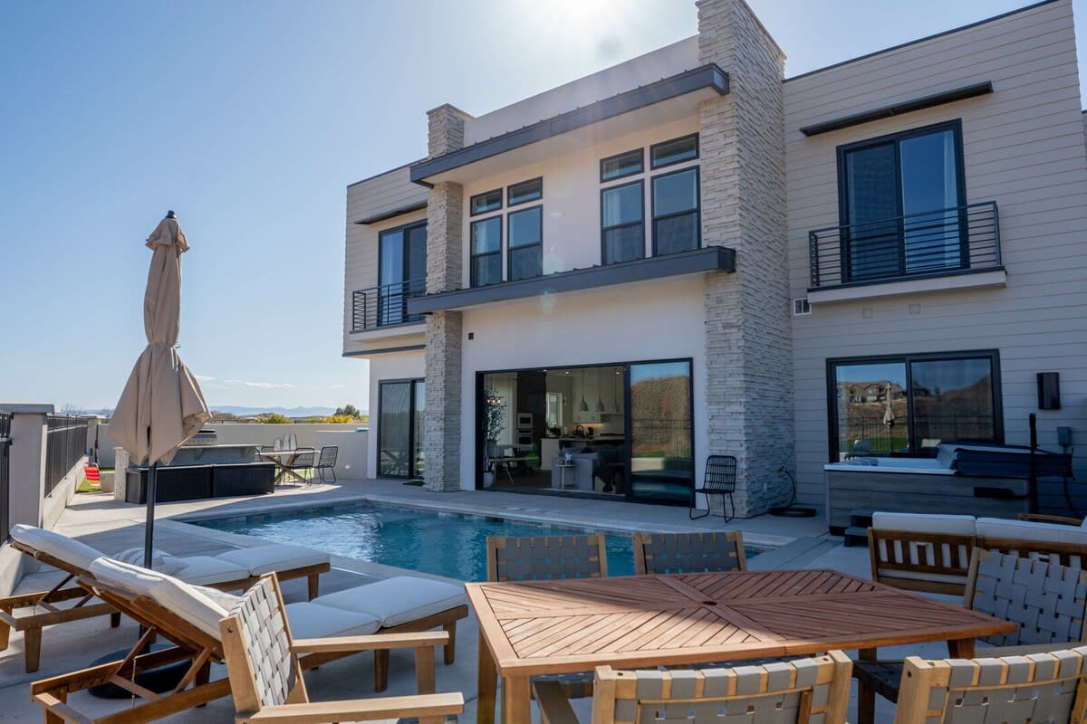 Coral Canyon - Private Vacations